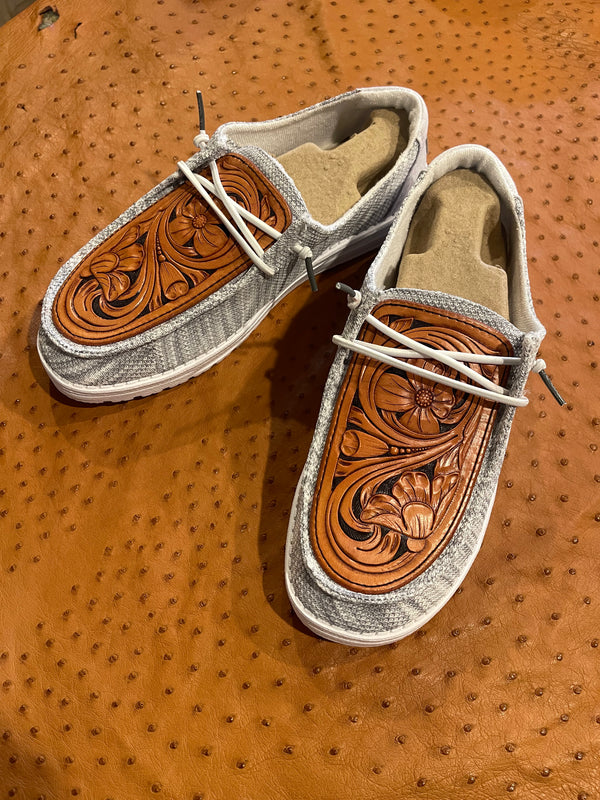 W 9 - Trenton Garrett Custom Leather